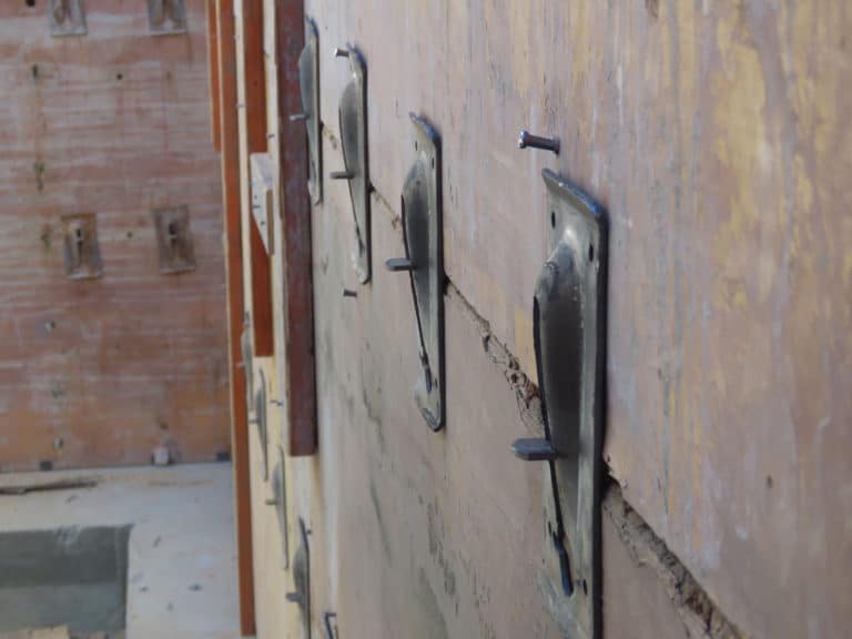 X-Flat Ties | The J D Russell Company