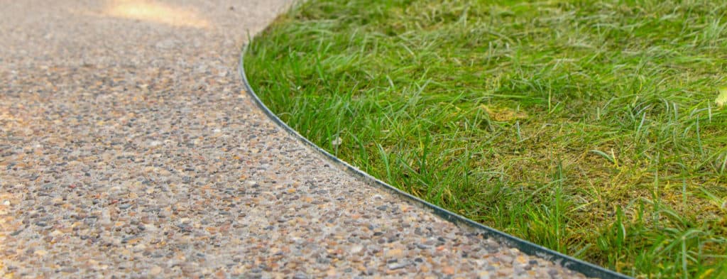 Durarust Self-Weathering Landscape Edging - The J D Russell Company